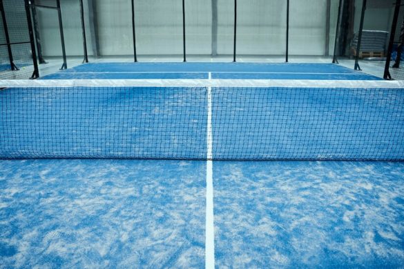 Height of a Padel Court: Standards to be respected - Bandeja Shop Magazine